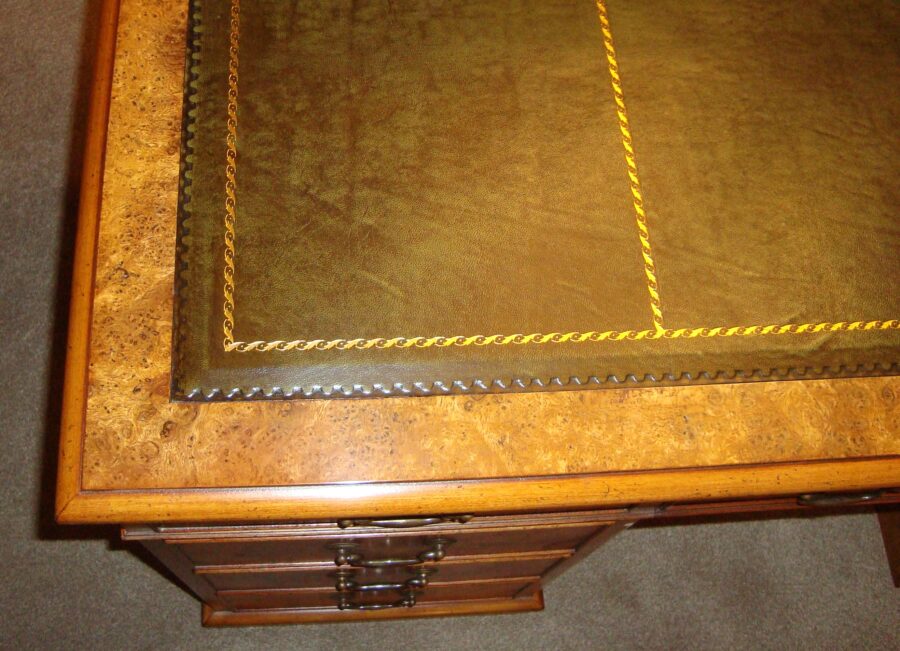 Fine quality reproduction pedestal desk | Dorking Desks