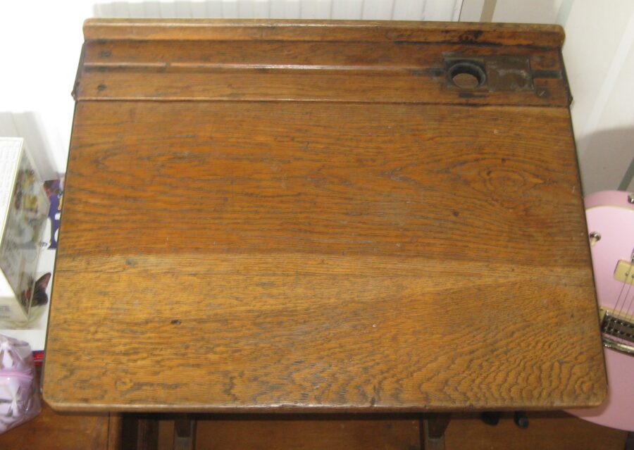 Solid oak school desk with lift up lid | Dorking Desks