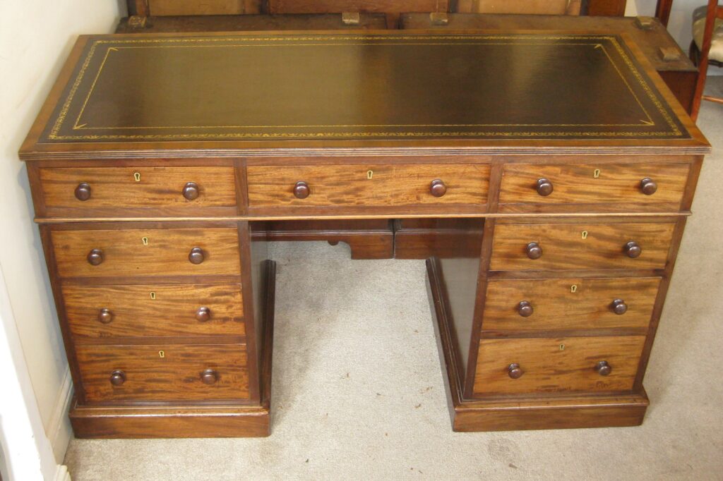 Medium Desks | Product Categories | Dorking Desks