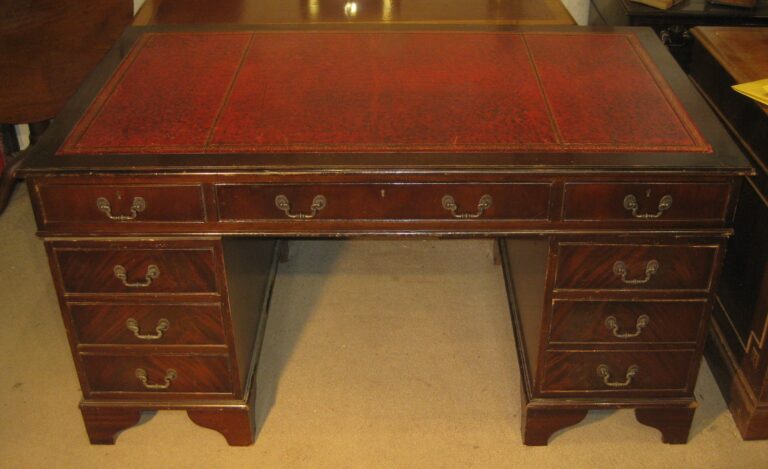 Large Victorian style reproduction mahogany pedestal desk. | Dorking Desks