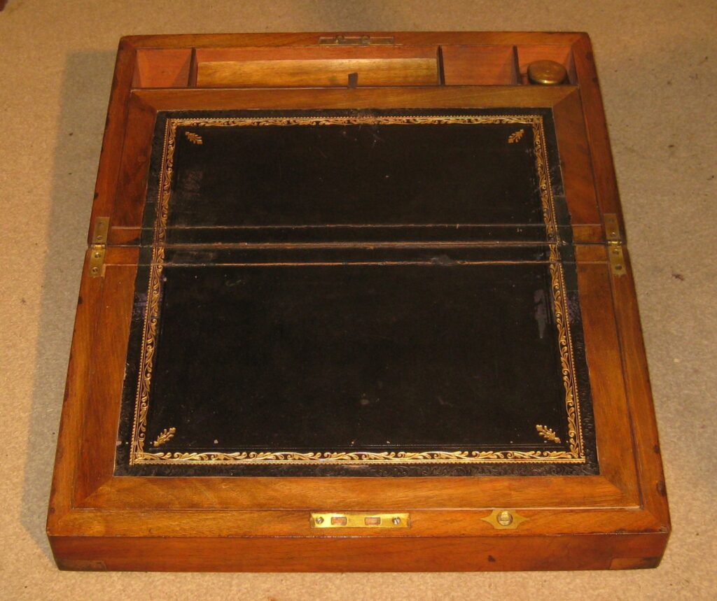 Pretty Victorian walnut travelling writing slope. | Dorking Desks